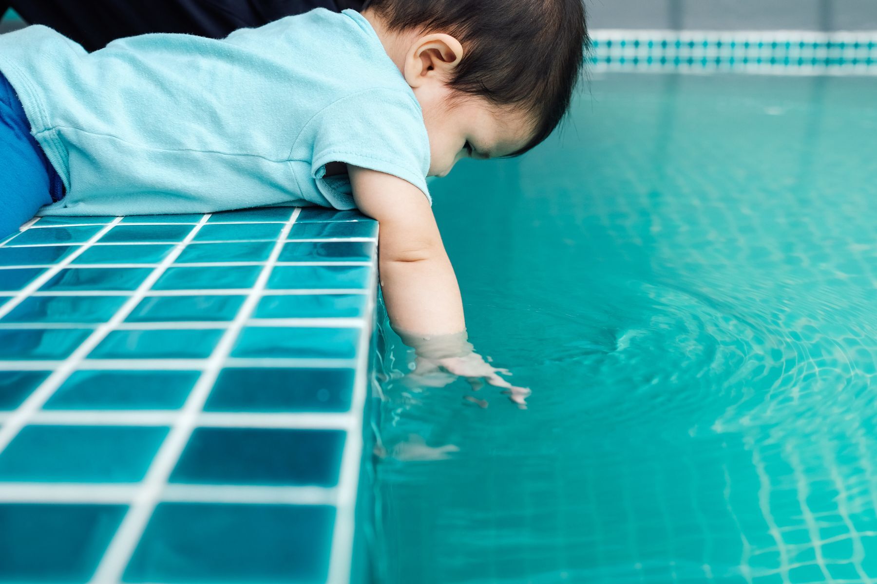 Safety at the swimming pool. Do you know that our Babybjorn Light crib ...